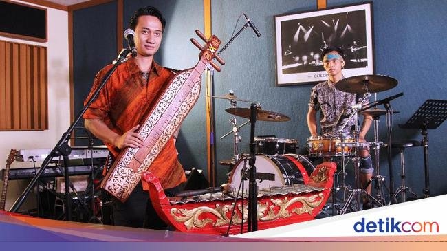 Perpaduan-Musik-Modern-dan-Tradisional-di-Tanah-Jawa | Miyamoto Fumiaki